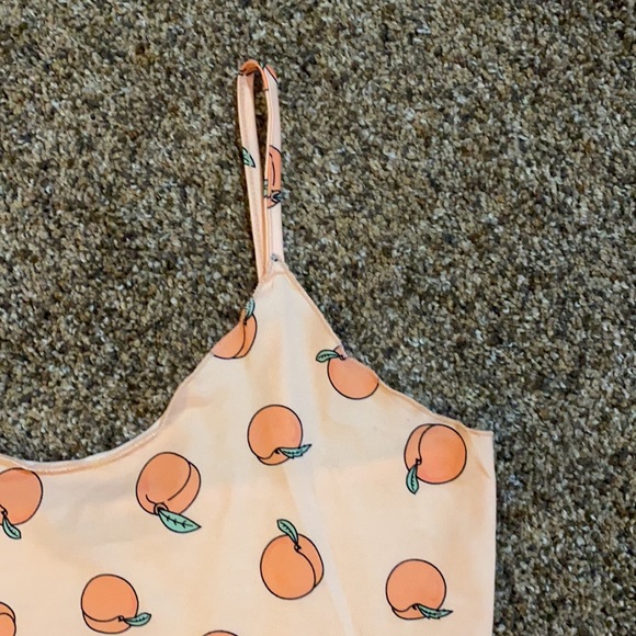 SHEIN | Tops | New Never Worn Peach Print Crop Top | Poshmark